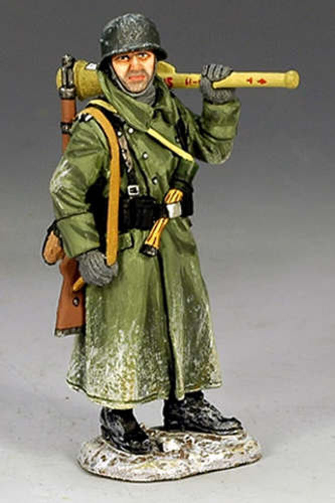 Volksgrenadier col fucile e il Panzerfaust in spalla - Saimex Toys